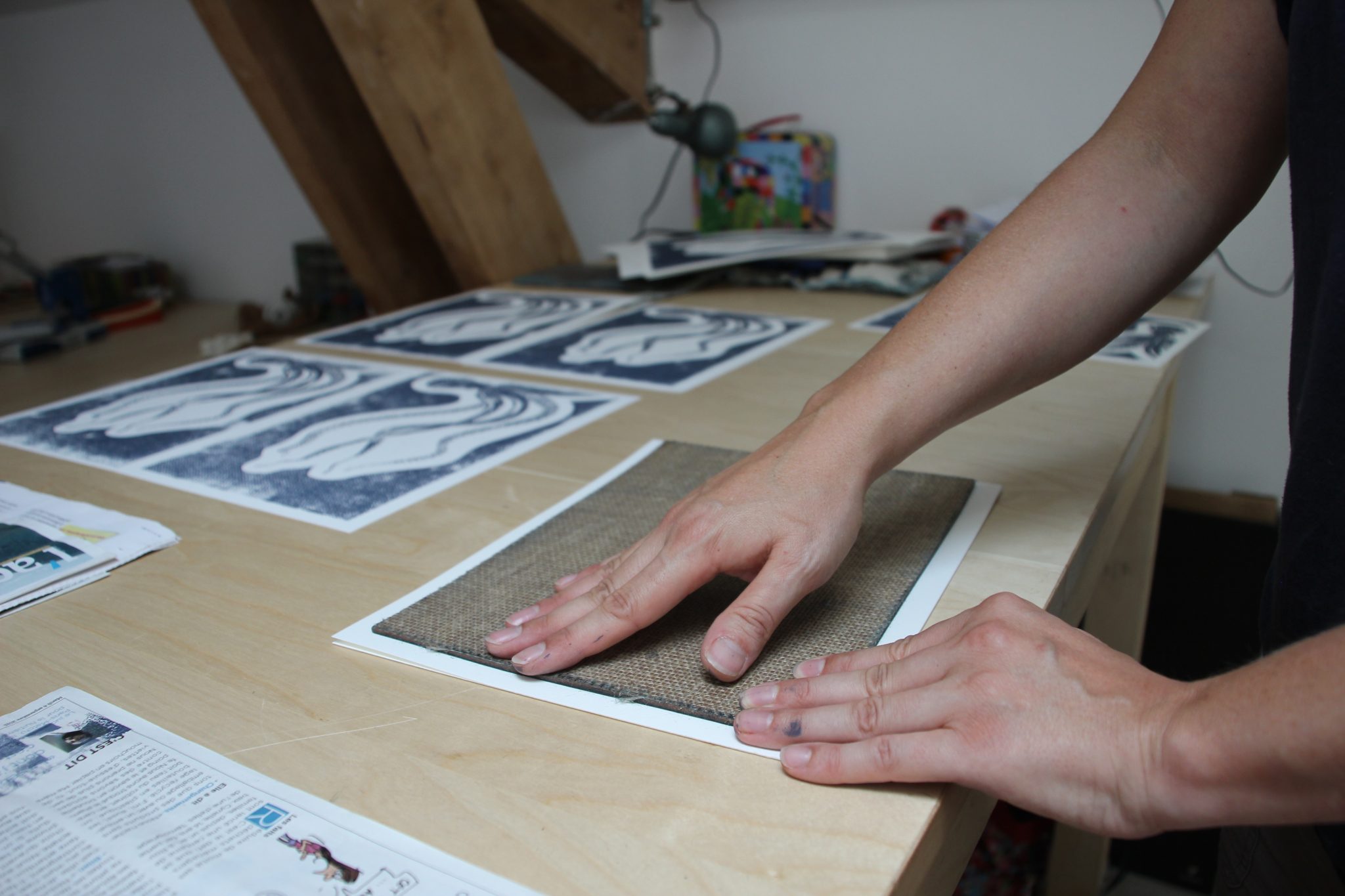 Qu'est-ce que la linogravure ? Explications techniques